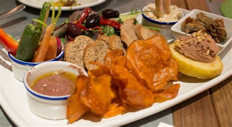 I Piatti Tipici Di Barcellona Cosa Mangiare SNAV Magazine