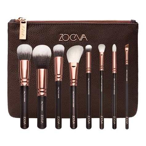 Rose Golden Luxury Set Vol Set De Pinceaux Visage Et Yeux De Zoeva