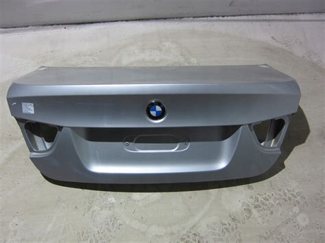 BMW E90 LCI KLAPA TYLNA TYŁ TITANSILBER LIFT 354 za 199 zł z Duchnów