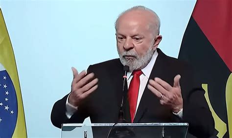 Em Angola Lula defende reforma do Conselho de Segurança da ONU