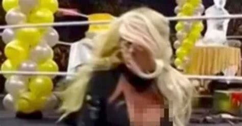 Stunning Wwe Star Suffers Embarrassing Wardrobe Malfunction On Live