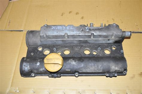 POKRYWA ZAWORÓW OPEL ASTRA G MERIVA A 1 4 1 6 16V 12950701812