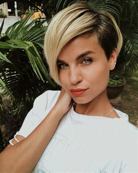 20 Stylish Short Haircuts For Women 2021 2022 Page 7 Of 7