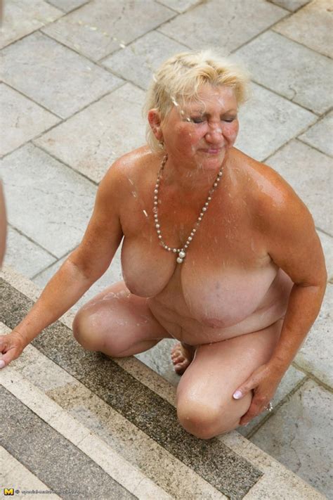 Naked Grandmother Peeing 61 Photos Sex Pics