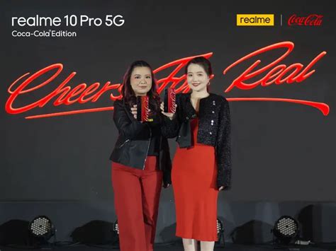 Produk Kolaborasi Realme X Coca Cola Resmi Hadir Di Indonesia