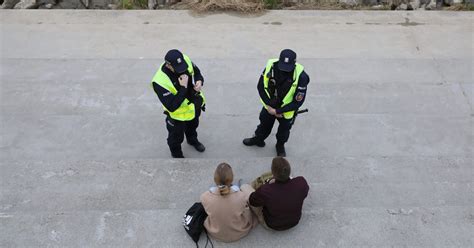 COVID 19 Policyjne Kontrole I Mandaty Za Brak Maseczki Dane O