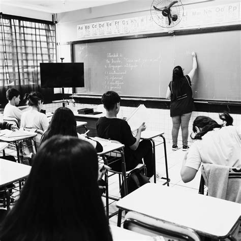 Nota de repúdio ao projeto Parceiros da Escola do Governo Ratinho