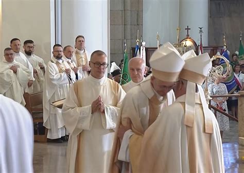 EpiskopatNews on Twitter Abp Adrian Galbas SAC zajął miejsce na