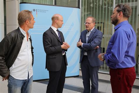 Ärztinnen und Ärzte für individuelle Impfentscheidung ÄFI e V