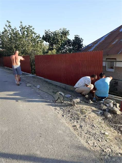 Garduri Din Panou Tip Jaluzele Sipca Metalica BCA Plasa Tabla