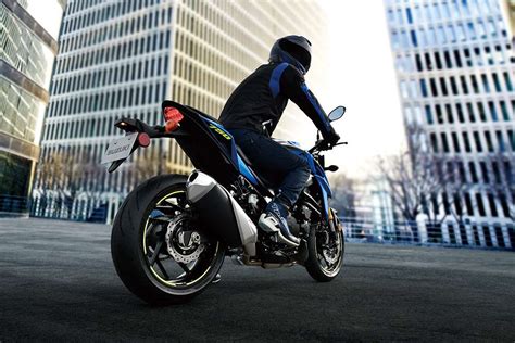 Suzuki Gsx S Specifications Suzuki Motorcycles