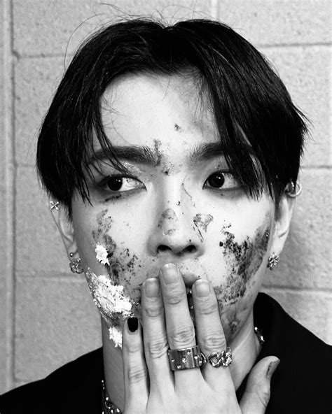 Ateezs Wooyoung Smashed Hongjoongs Face Into His Birthday Cake All Because Of An Atiny Koreaboo