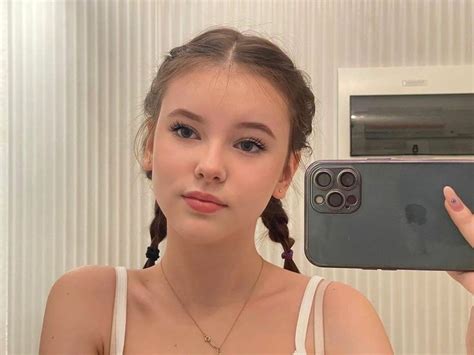 Daneliya Tuleshova Ide