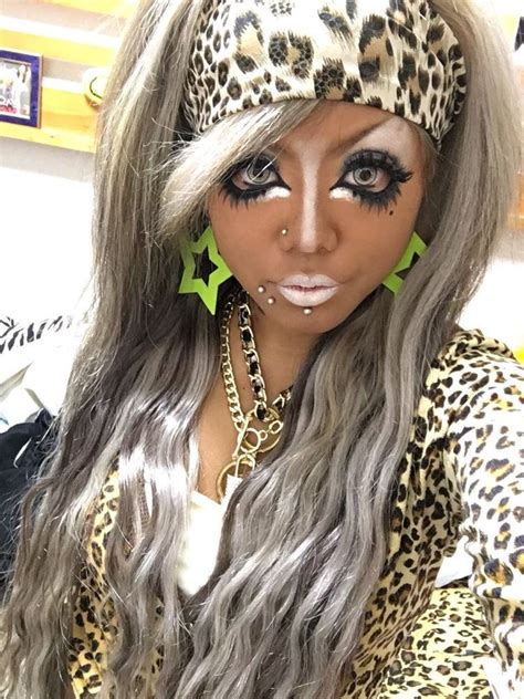 Pin de 𝖘𝖐𝖚𝖑𝖑𝖇𝖎𝖙𝖈𝖍𝖊𝖘 em gyaru Gyaru Harajuku Poses