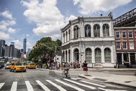 Discover DUMBO Brooklyn S Charming Waterfront Gem