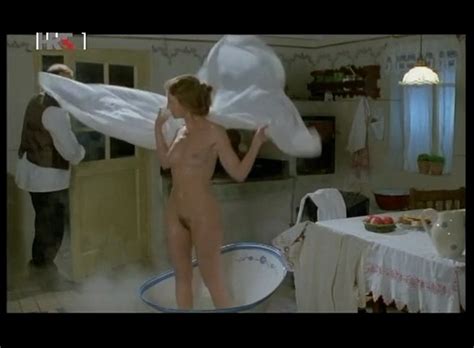 Naked Bernarda Oman In Duga Mracna Noc