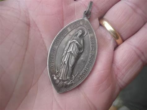 GRANDE MÉDAILLE RELIGIEUSE ancienne argent massif signée Pénin 4 85 cm
