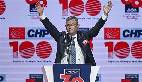 CHP nin yeni genel başkanı Özgür Özel oldu Tele1