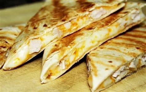Quesadillas De Pollo