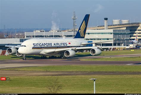 9V SKV Singapore Airlines Airbus A380 841 Photo By Fabian Zuba ID