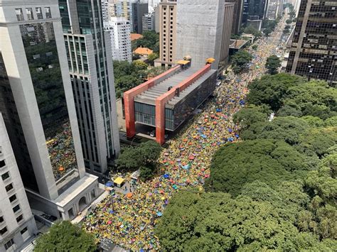 Manifestação apoiadores de Bolsonaro lota avenida Paulista em SP