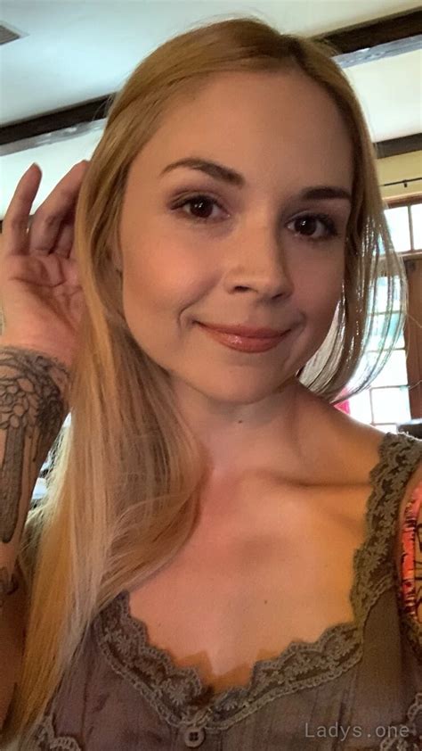 A Couple Of Bad Apples Sarah Vandella