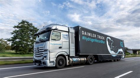 Cest officiel les méga camions de 60 tonnes bientôt sur nos routes