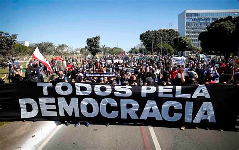 Brasil pela Democracia e pela Vida Instituto Búzios