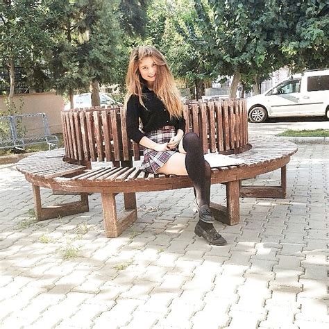 Liseli Kizlar 2 Photo 41 45 X3vid