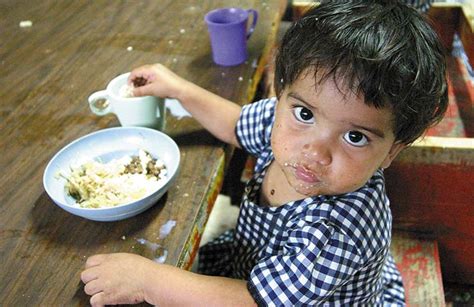 Luchar Por Erradicar El Hambre Revista Amiga