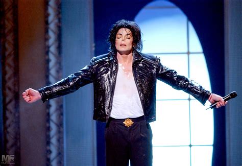 7 Settembre 2001 Michael Jackson Festeggia I Suoi Primi 30 Anni Di