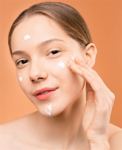 Así puedes preparar tu piel antes del maquillaje