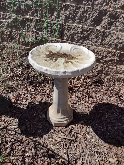 Concrete Bird Bath Estatesales Org