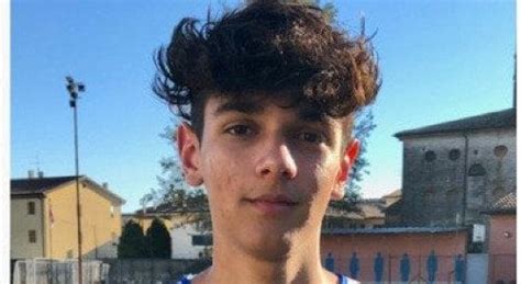 Verona Enne In Monopattino Investito E Ucciso Da Un Auto