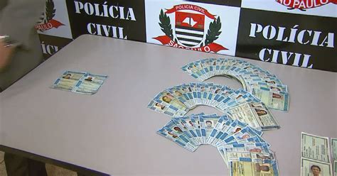 G1 Homem é preso suspeito de falsificar carteiras de habilitação em
