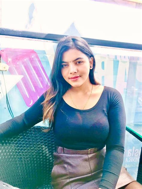 Radhika Cam Show Real Meet Indian Escort In Mumbai