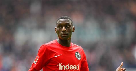 Mercato PSG LEintracht récuse encore Paris pour Kolo Muani