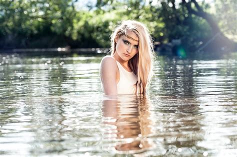 Hintergrundbilder Gesicht Sonnenlicht Frau Modell Porträt blond