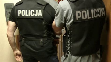 POLICJANCI ZATRZYMALI SPRAWCÓW ROZBOJU YouTube