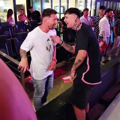 Video Así fue el show de Tiago PZK en la presentación de Messi en