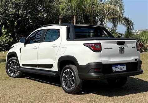 Fiat Strada RAM 700 se actualiza con motor Turbo y nuevo diseño
