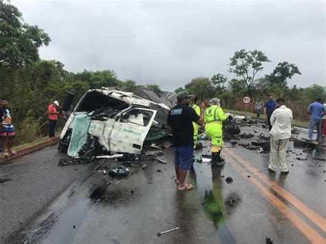 Acidente entre caminhões deixa três mortos na BR 040 em Paracatu