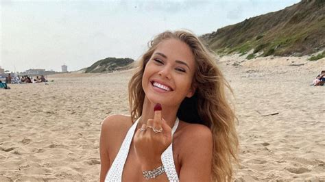 Cassandra Jullia Elle Trouve Simon Castaldi Trop Collant
