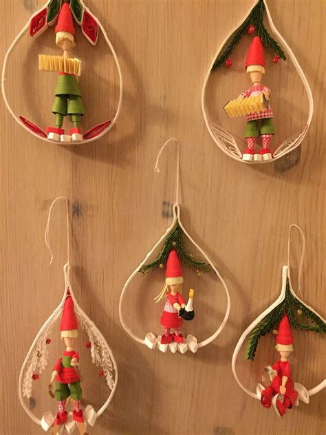 Quilling Christmas Ornaments
