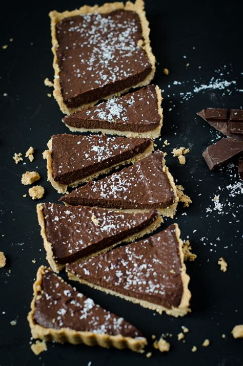Tarte Chocolat Coco Cerise Et Praline