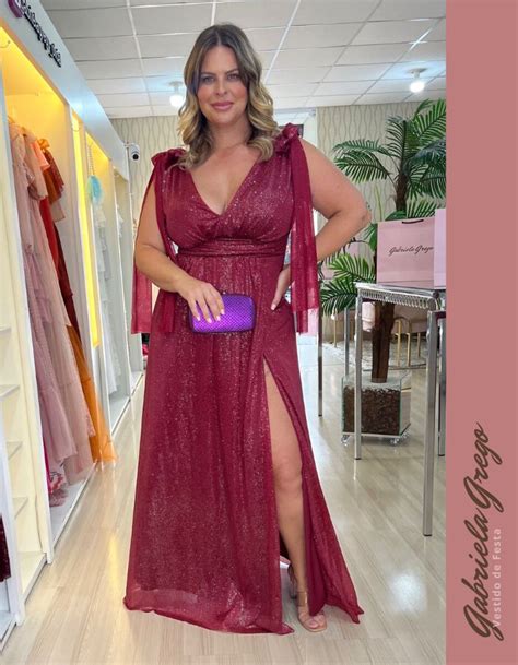 Vestido Longo Marsala Laço no Ombro em Tule de Brilho e Fenda na Saia