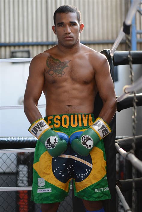 Esquiva Encara Novo Desafio No Boxe Portal Tempo Novo
