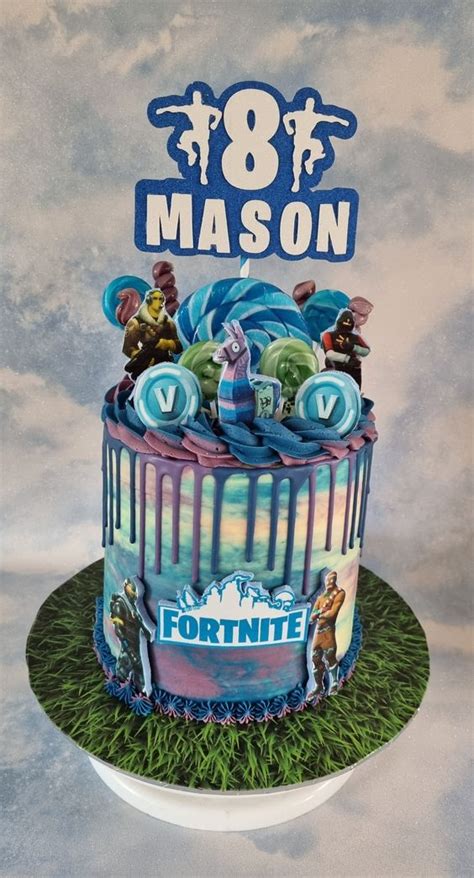 Bolo Fortnite 15 inspirações para sua festa Bolo Guaraná