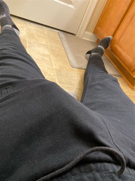Big Bulge In Pants R Bulges