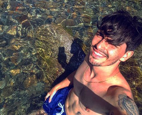 Chi è Federico Breschini Biografia vita privata lavoro e Instagram
